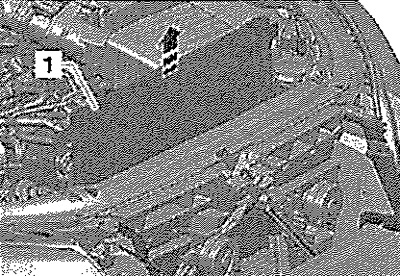 Uklanjanje i postavljanje kondenzatora klima uređaja (Škoda Octavia 3 ...